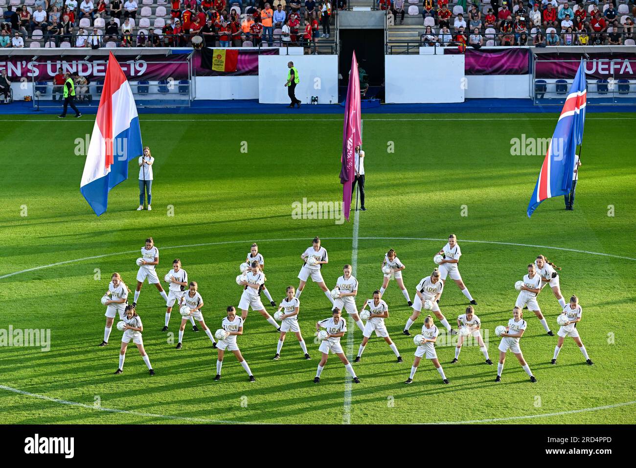 Leuven, Belgium. 18th July, 2023. Openings ceremonie pictured before a female soccer game ...
