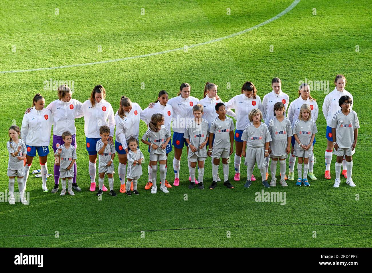 Leuven, Belgium. 18th July, 2023. Line-up The Netherlands pictured before a female soccer game ...