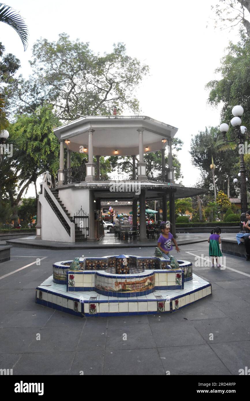 The kiosk in Parque Hidalgo, Coatepec, Veracruz, Mexico Stock Photo - Alamy