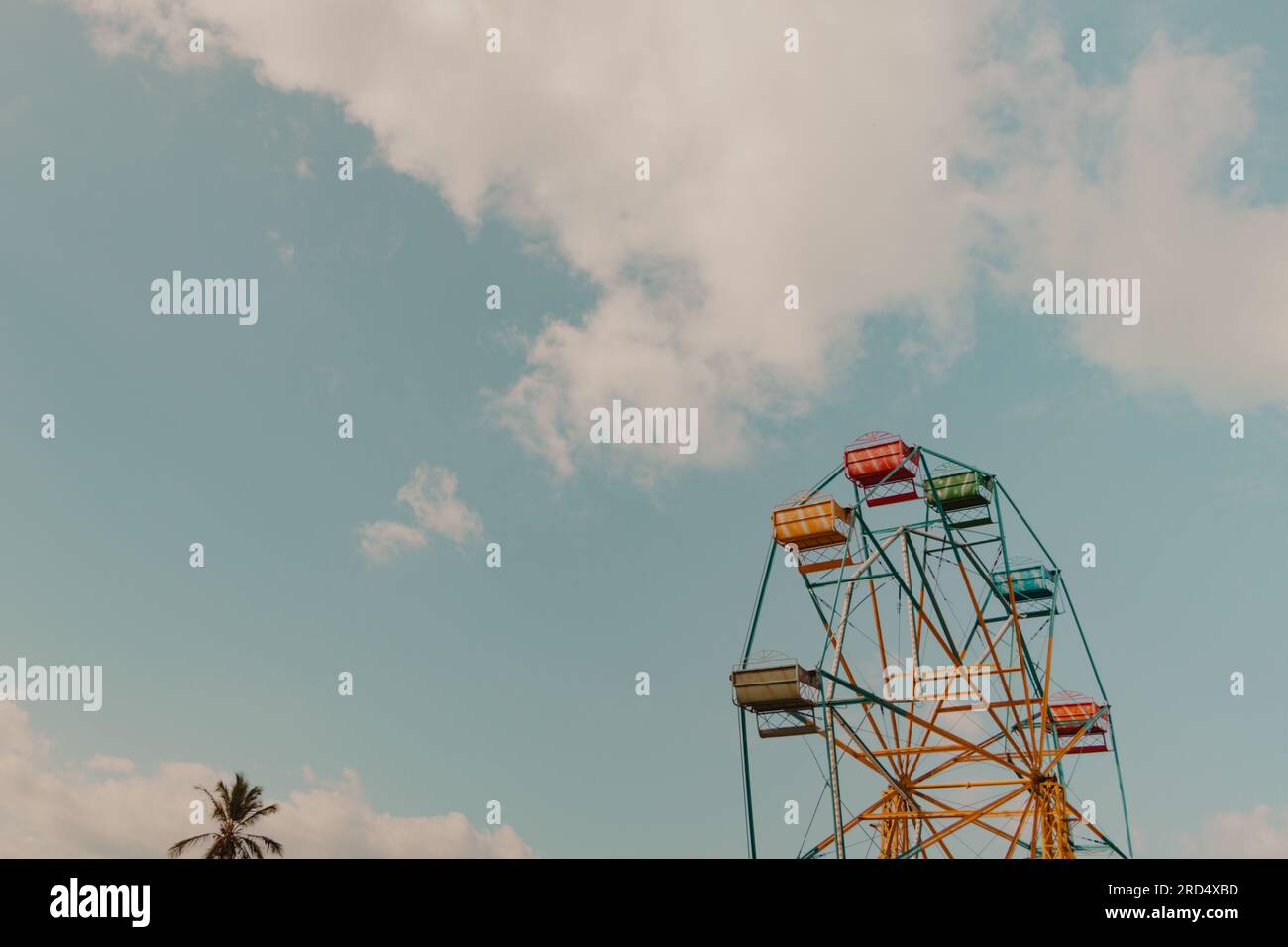 Ferris wheel view hi-res stock photography and images - Alamy