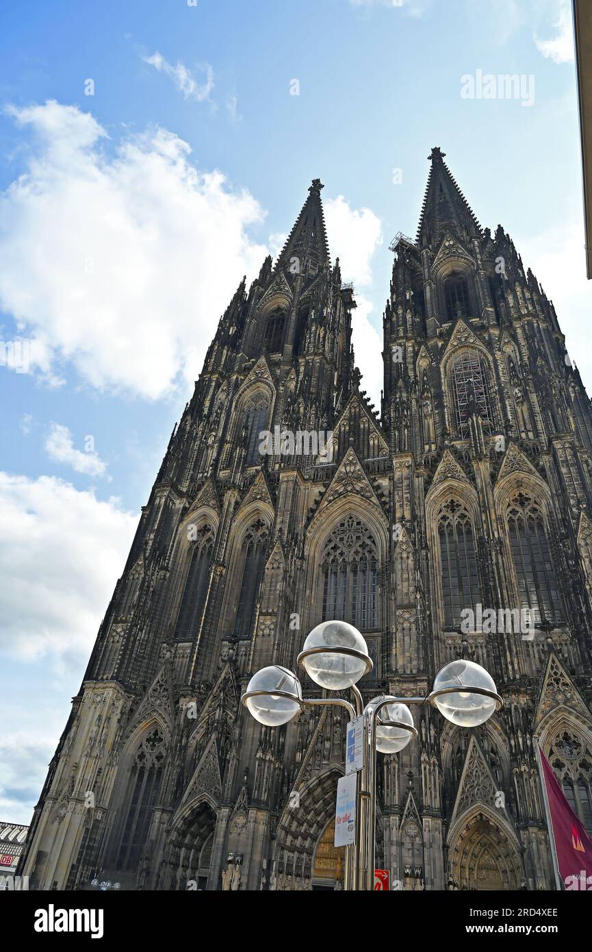 The Cologne Cathedral is the deserving center place of tourism in this ...