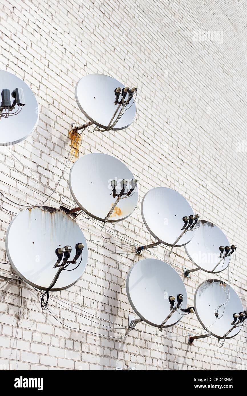 Mesh satellite television antenna for communication and the Internet ...