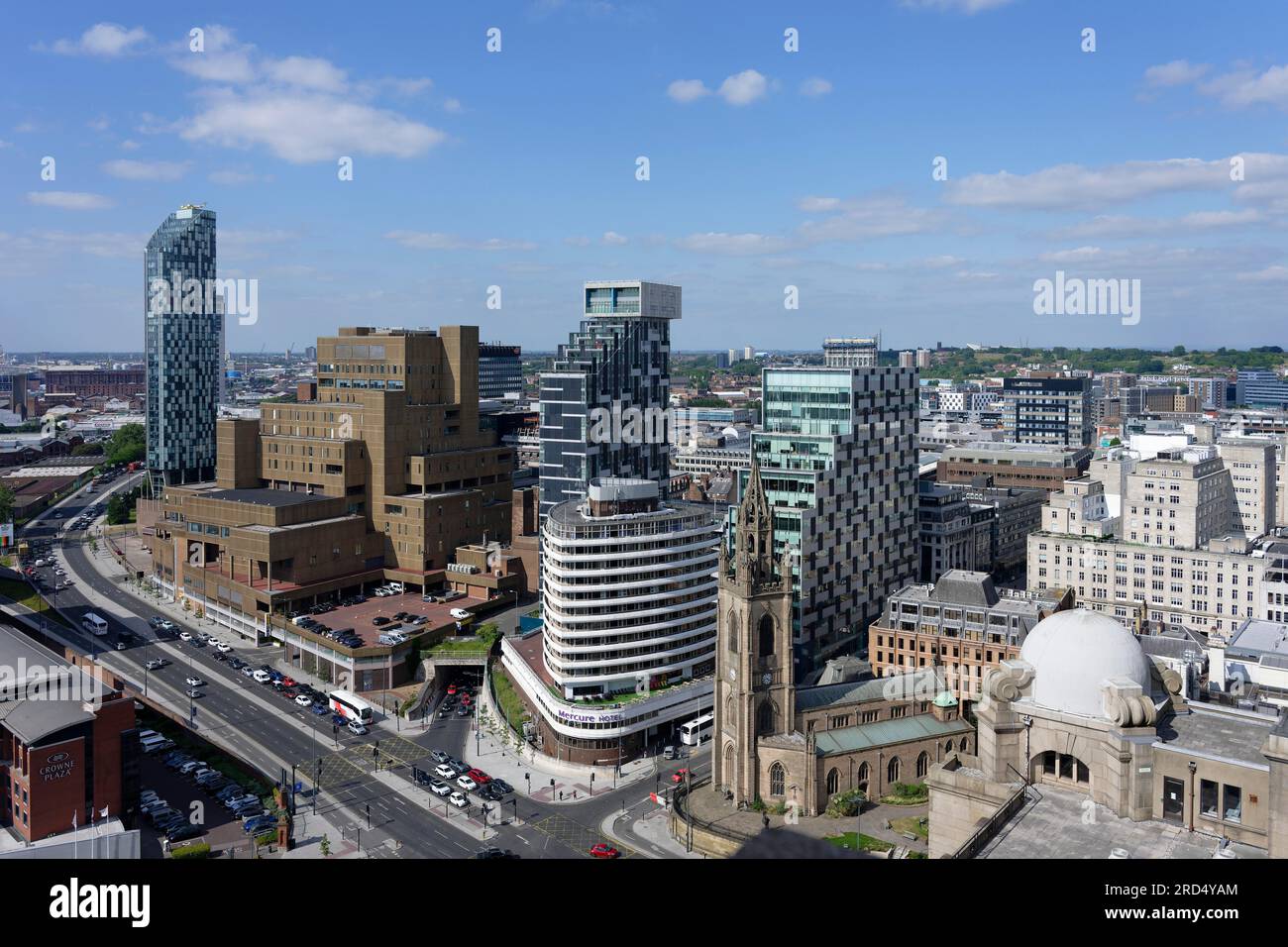 Liverpool skyline england united hi-res stock photography and images ...
