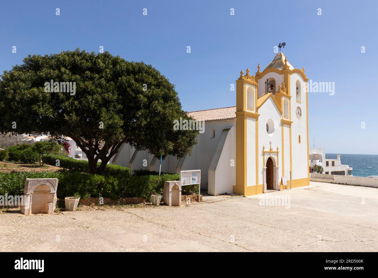 Nossa senhora da luz church hi-res stock photography and images - Alamy