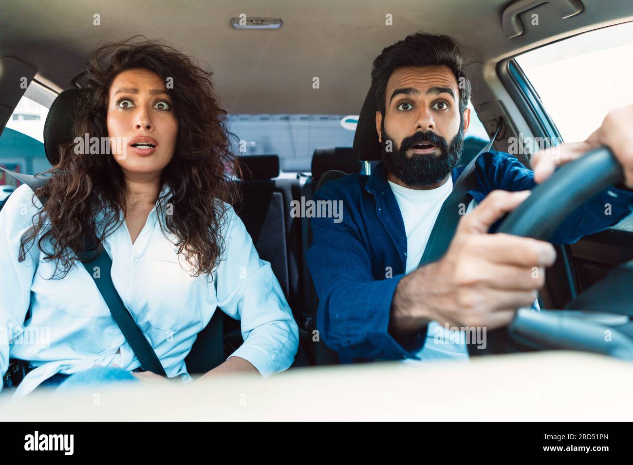 Man driving woman scared hi-res stock photography and images - Alamy