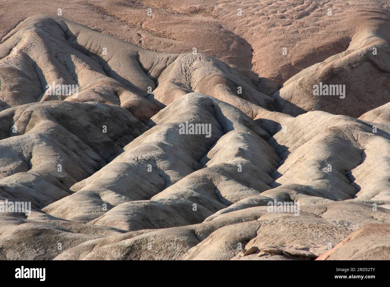 Bizarre shapes in the Kavir Desert near Mo' Alleman, Iran Stock Photo ...