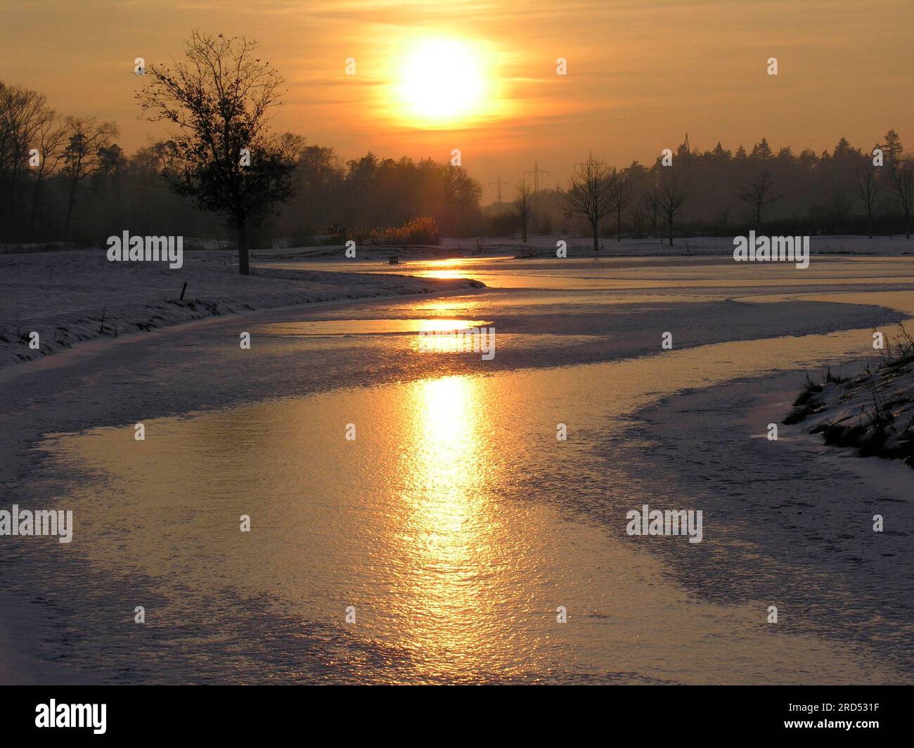 Ice mirror hi-res stock photography and images - Alamy