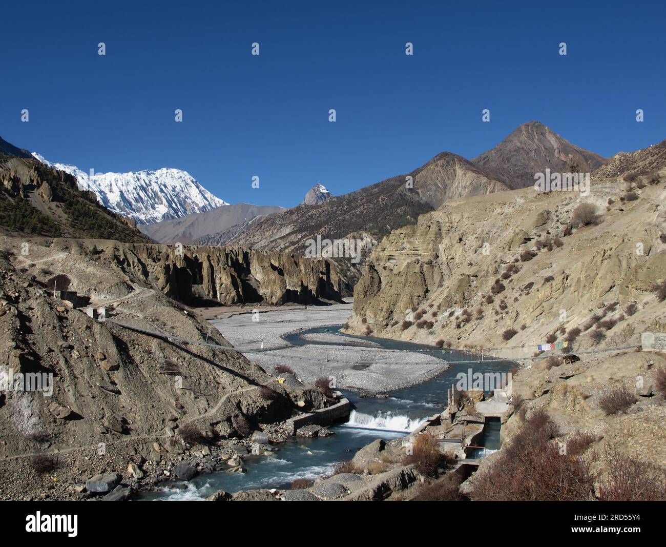 Marsyangdi River And Tilicho Peak Stock Photo - Alamy