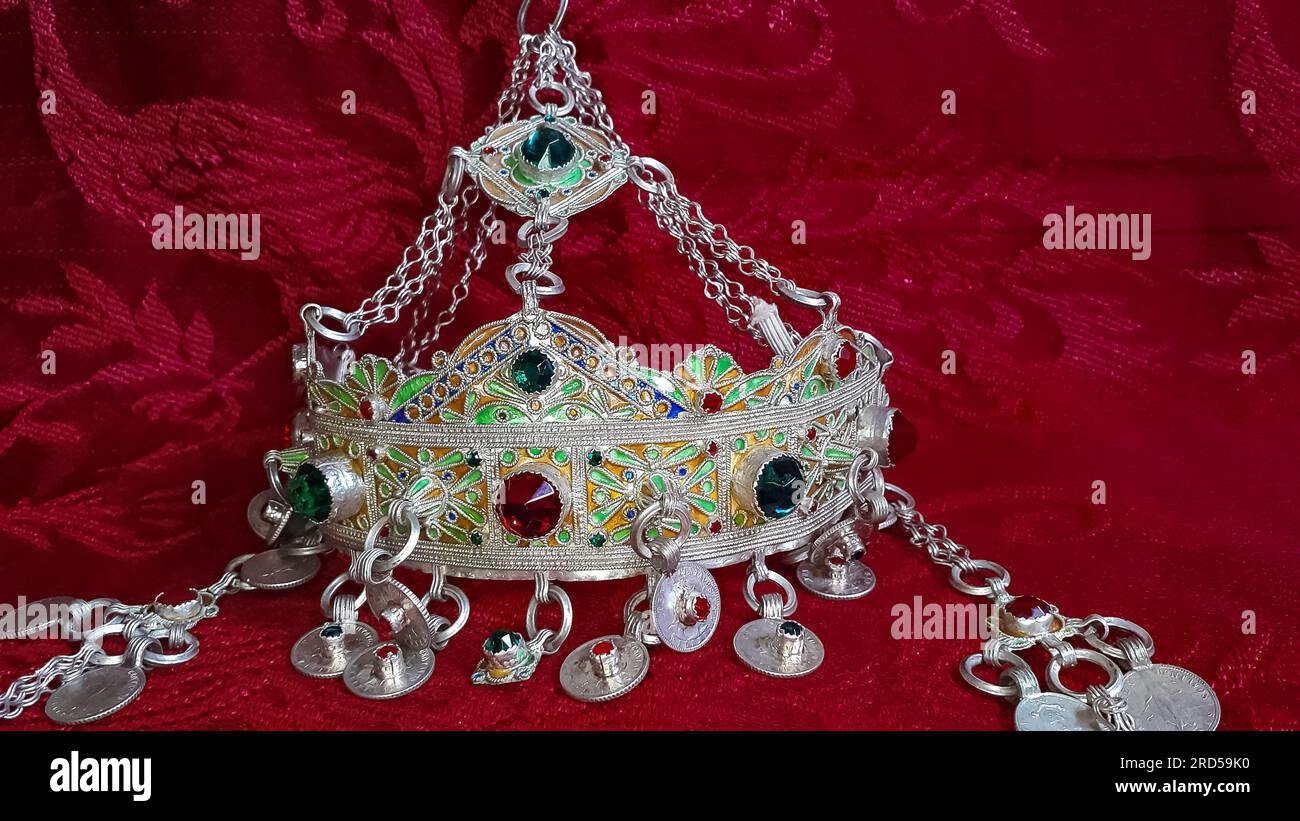 Amazigh Berber jewelry TAWNZA , they are placed on the head Stock Photo ...
