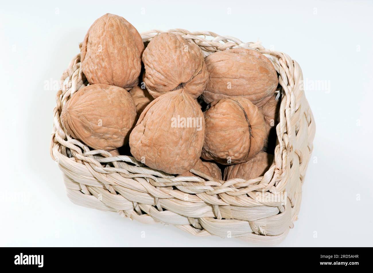 Persian walnut (Juglans regia) in a basket Stock Photo - Alamy