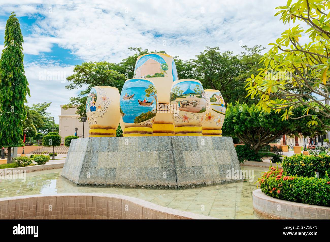 Artisanal gourds from a cultural source in Nagarote, Nicaragua ...
