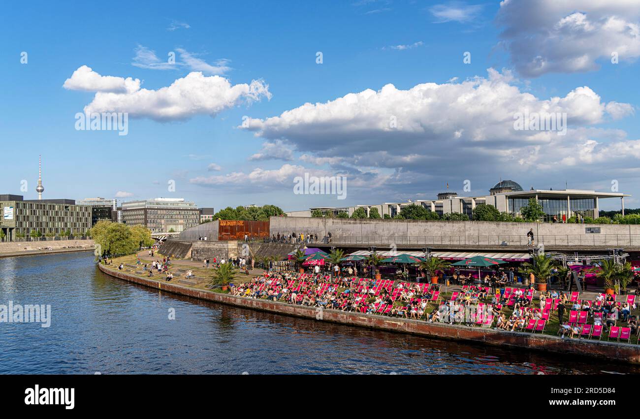 Capital Beach, beach bar, Berlin-Mitte, Germany Stock Photo - Alamy