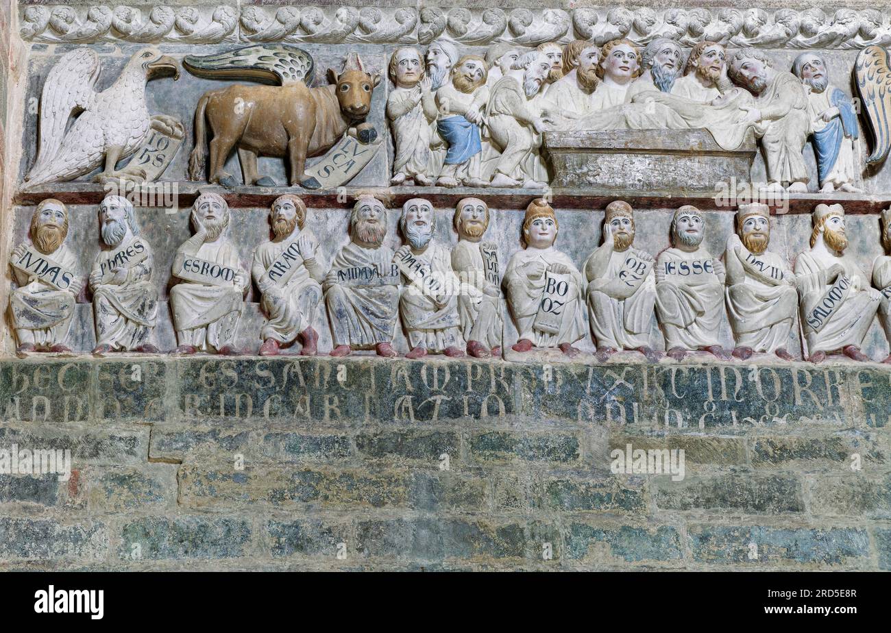 Detail, Romanesque rood screen with ancestors of Jesus, above it death ...