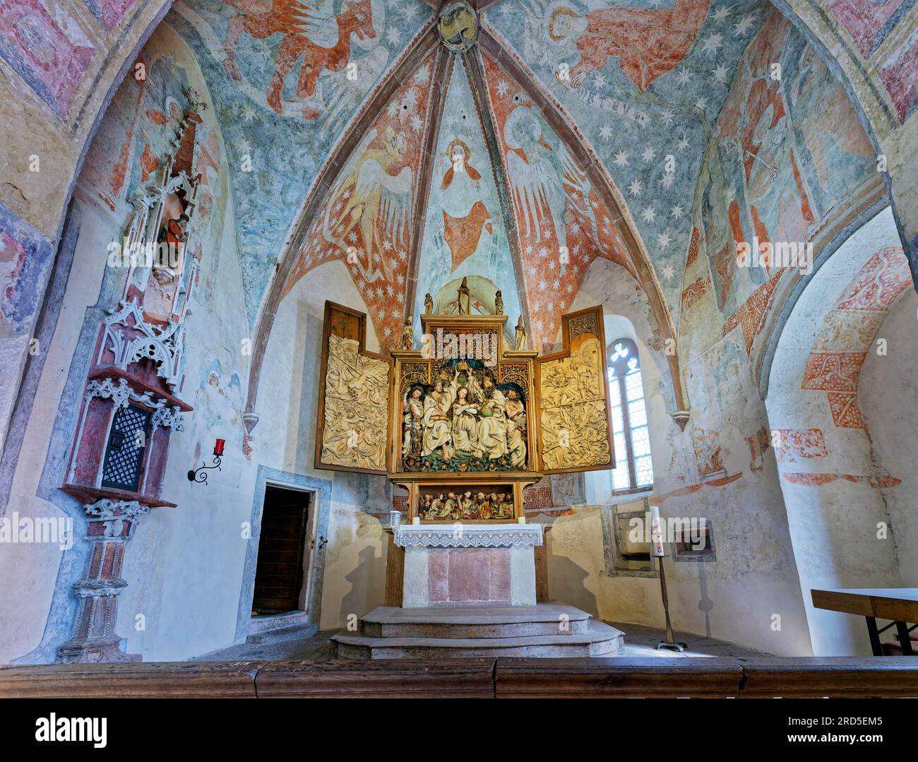Choir with altar retable, carved altar of the Niederrotweil Madonna ...