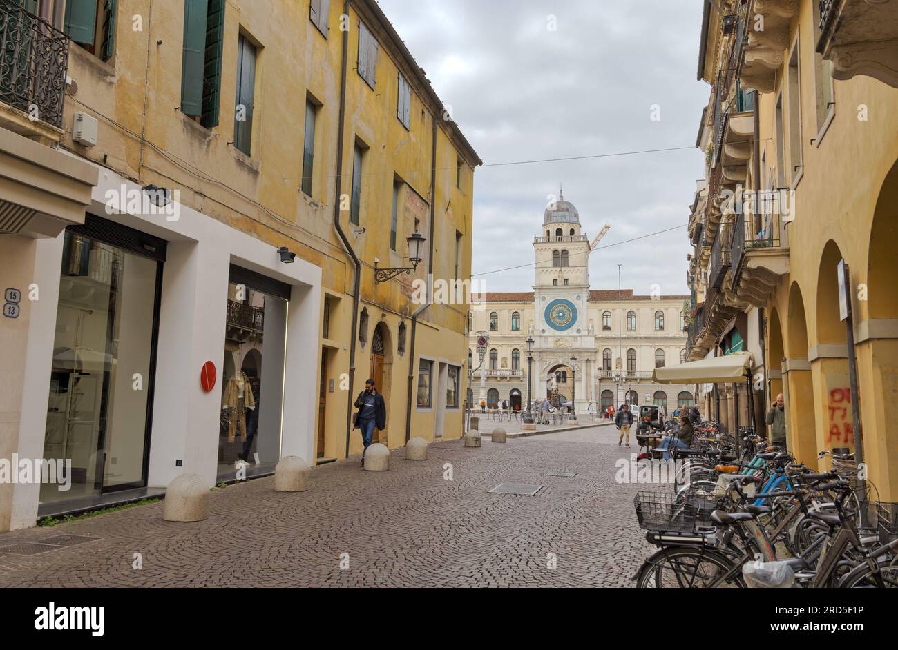Piazza dei signori historic buildings hi-res stock photography and ...