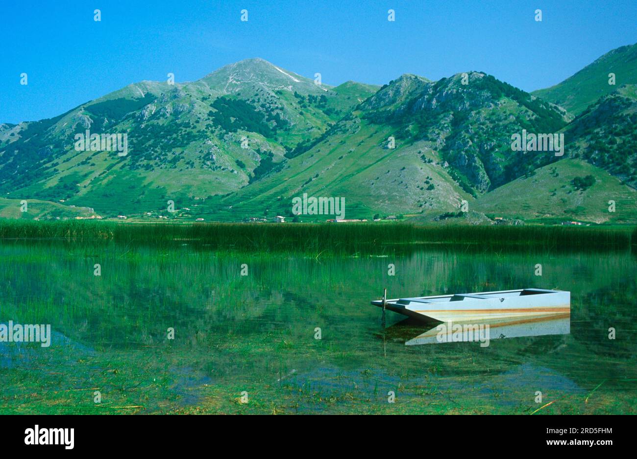 Lago del matese hi-res stock photography and images - Alamy