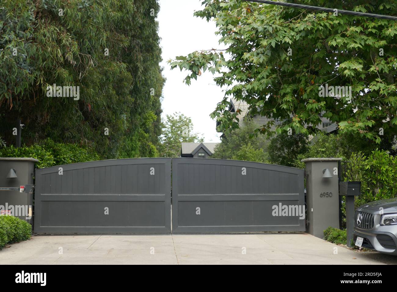 Malibu, California, USA 16th July 2023 Coldplay Singer/Musician Chris ...