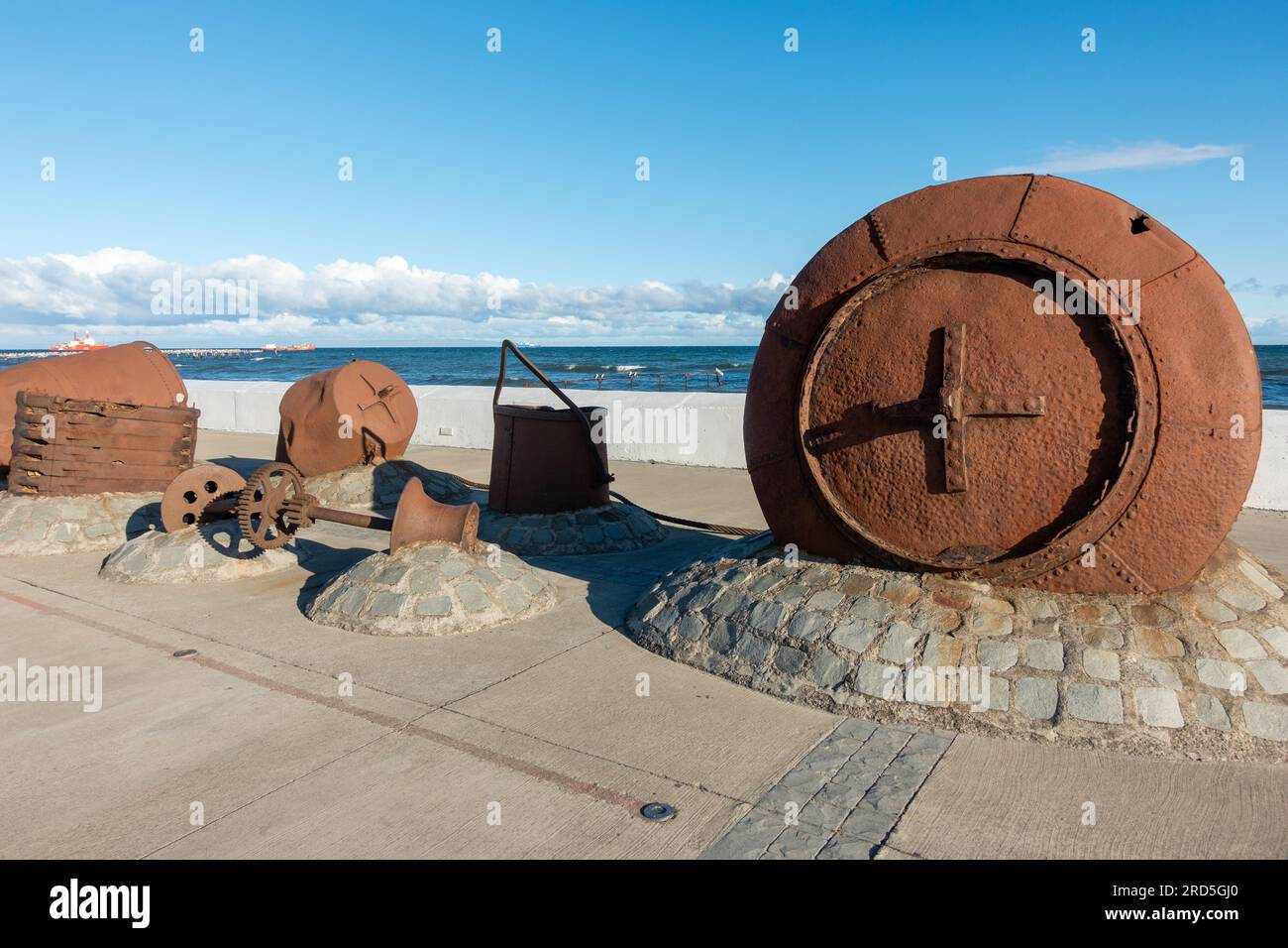 Old ship relic hi-res stock photography and images - Alamy