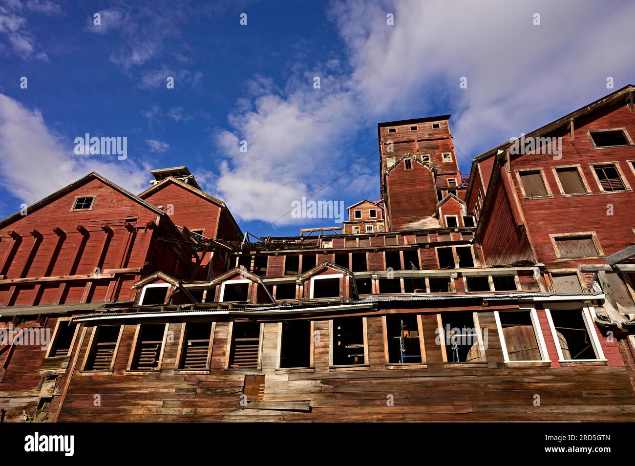 Historic Kennecott Copper Mine in the Wrangell, St. Elias National Park ...