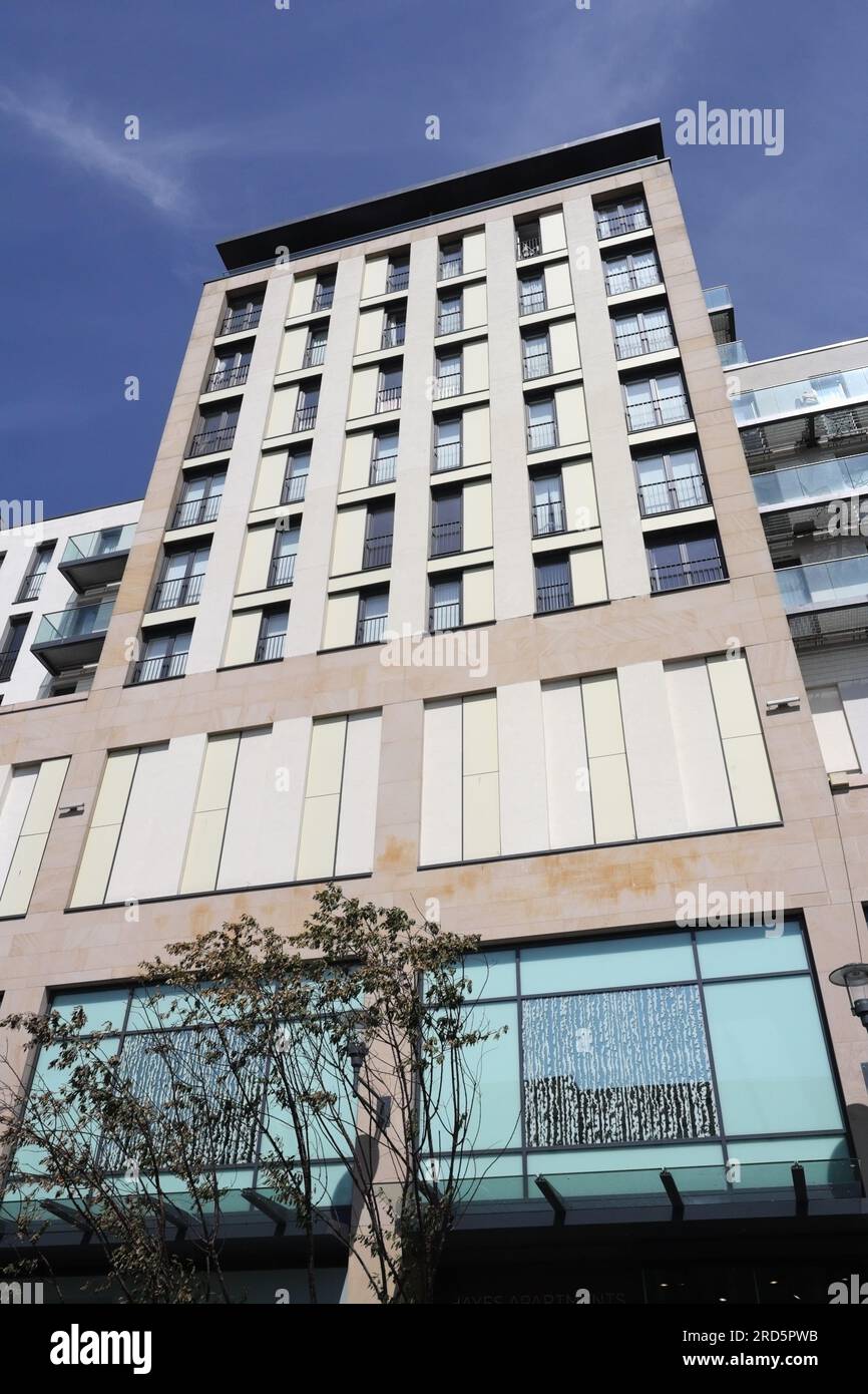 St Davids 2 Building Shops and flats, the Hayes Cardiff city centre ...