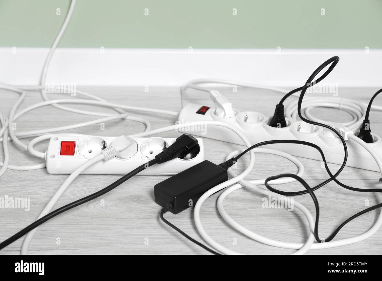 Power strips hi-res stock photography and images - Alamy