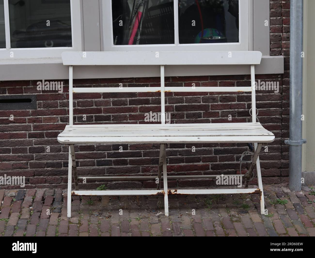 White Bench in Dordrecht, The Netherlands Stock Photo - Alamy