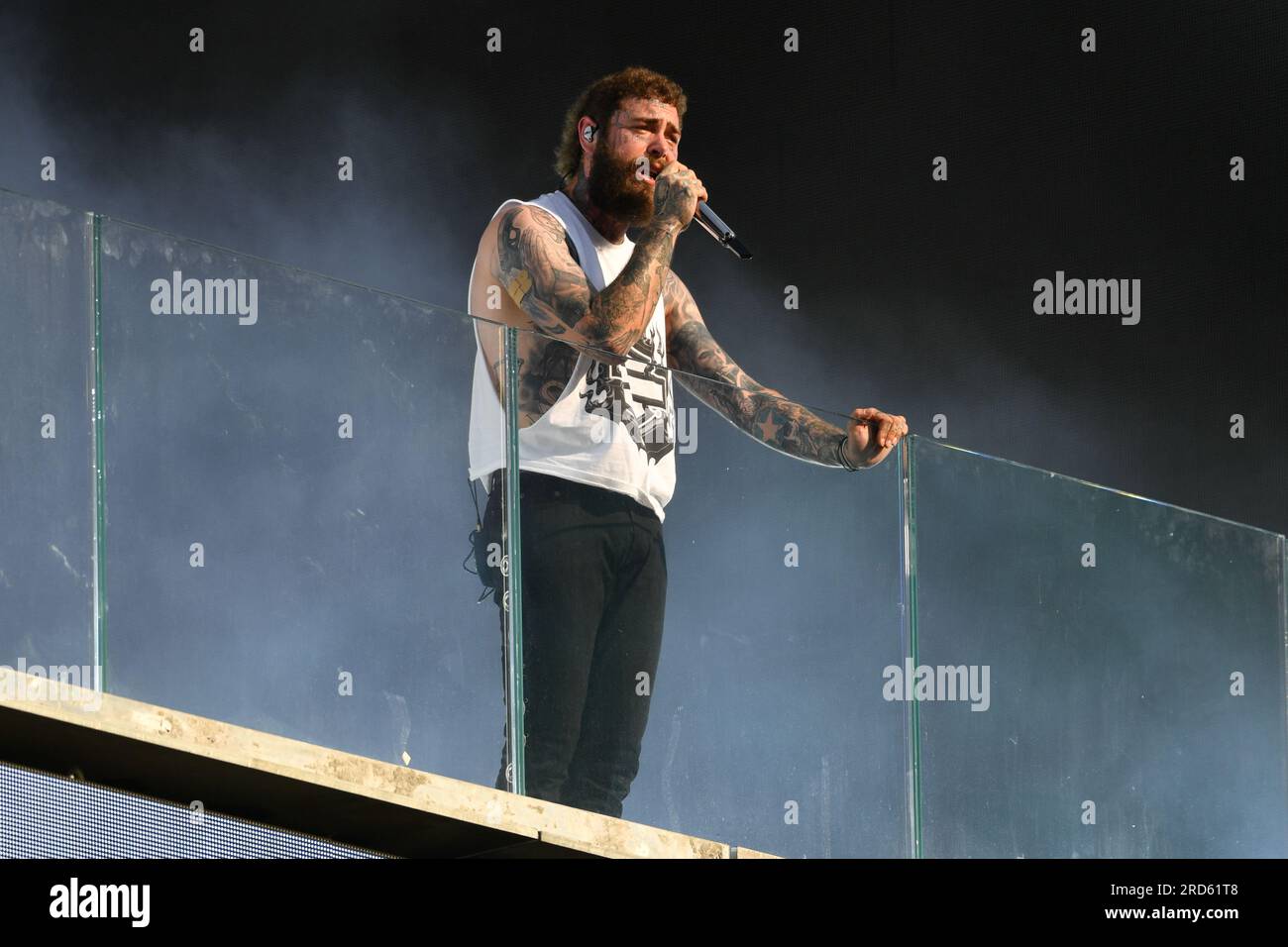 Tsx entertainment stage hi-res stock photography and images - Alamy