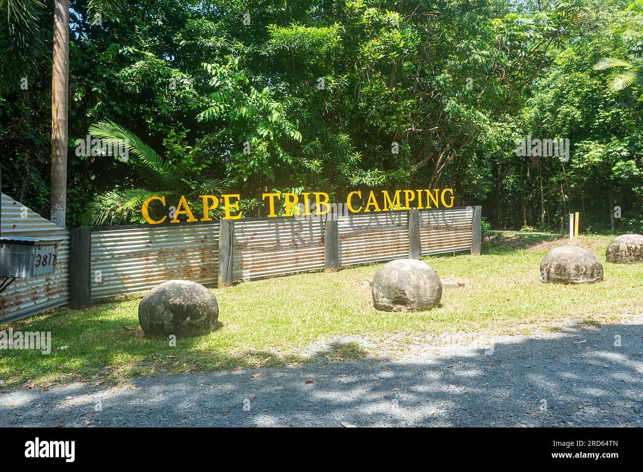 Entrance of the Cape Trib Camping in Daintree National Park, Far North ...