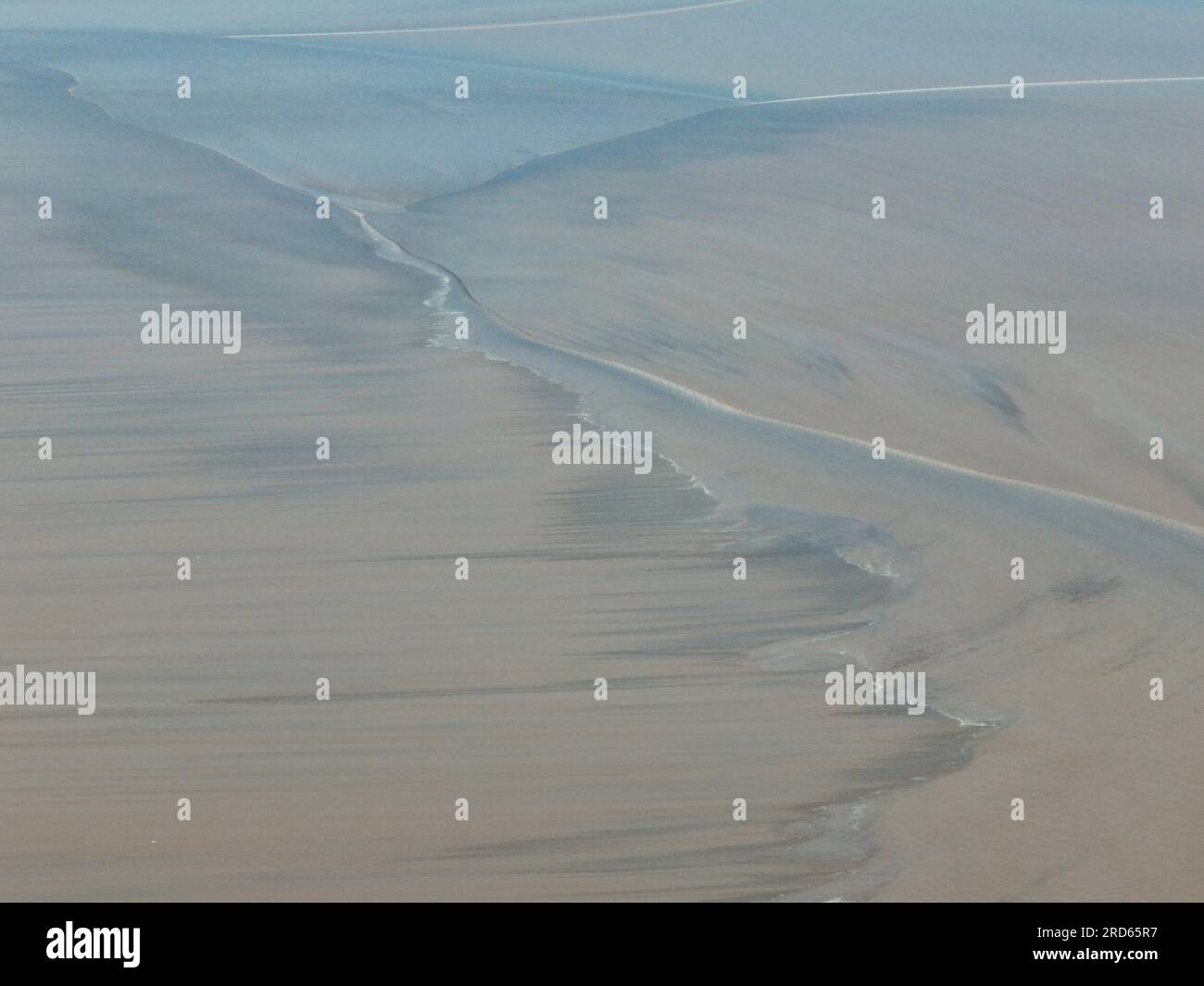 Aerial photo shows rare three-stream tidal bores converging along ...