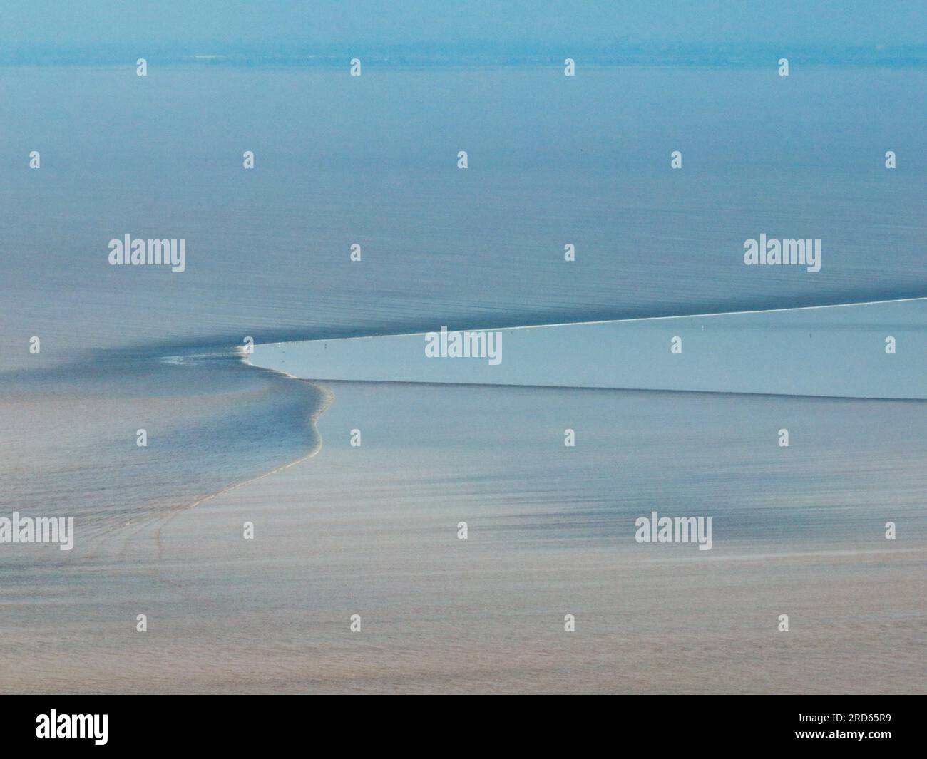 Aerial photo shows rare three-stream tidal bores converging along ...