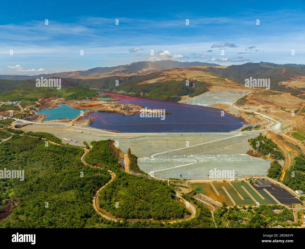 Mining industry of philippines hi-res stock photography and images - Alamy