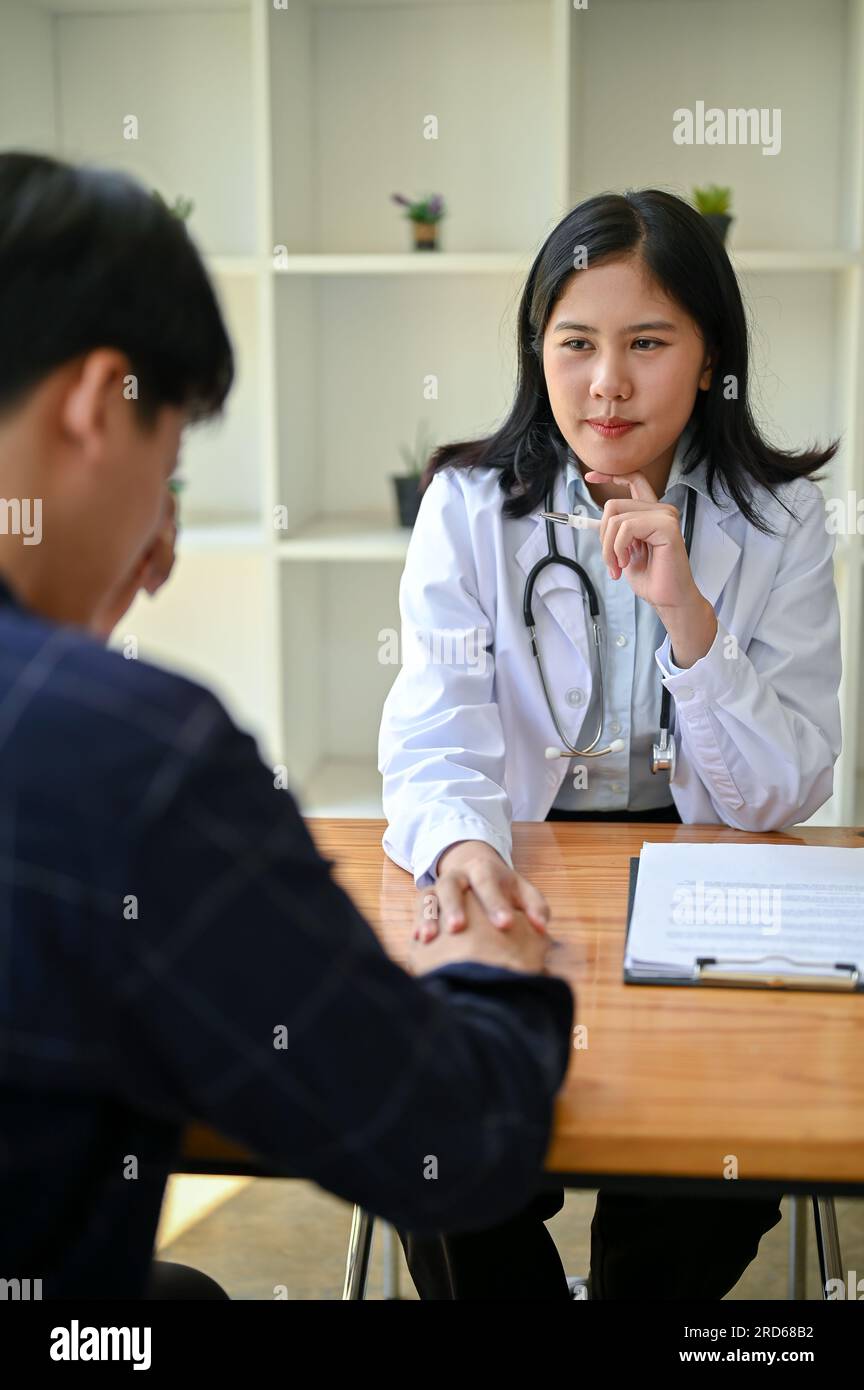 Reassurance hi-res stock photography and images - Alamy