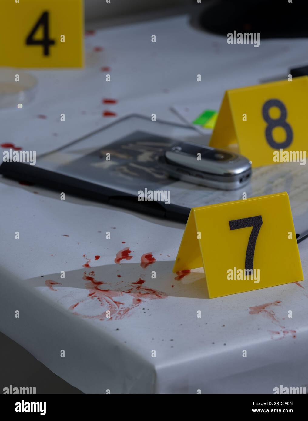 Crime scene lab hi-res stock photography and images - Alamy