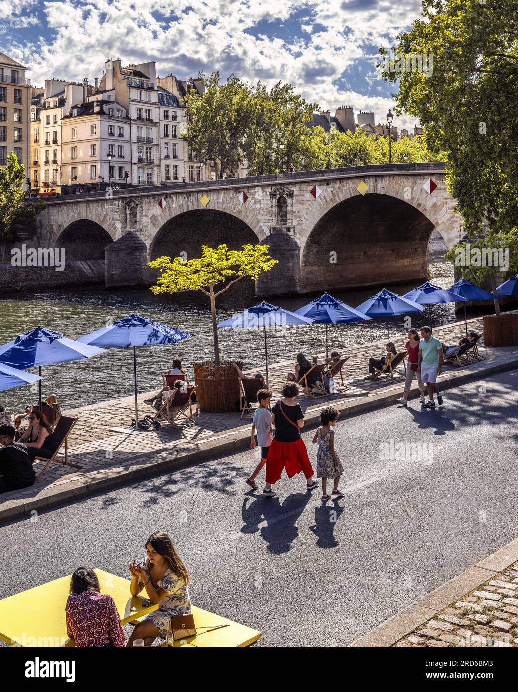 FRANCE. PARIS (75) 4TH DISTRICT. MARIE BRIDGE. PARIS BEACHES 2023 Stock ...