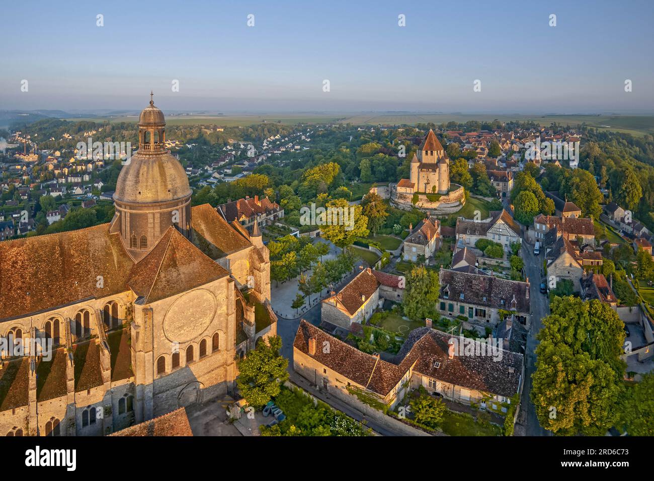 ILE DE FRANCE - SEINE ET MARNE (77) - PROVINS: AERIAL VIEW OF THE ...