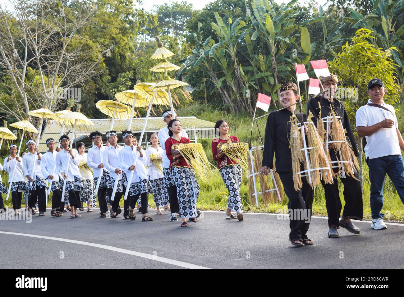 Taun we hi-res stock photography and images - Alamy