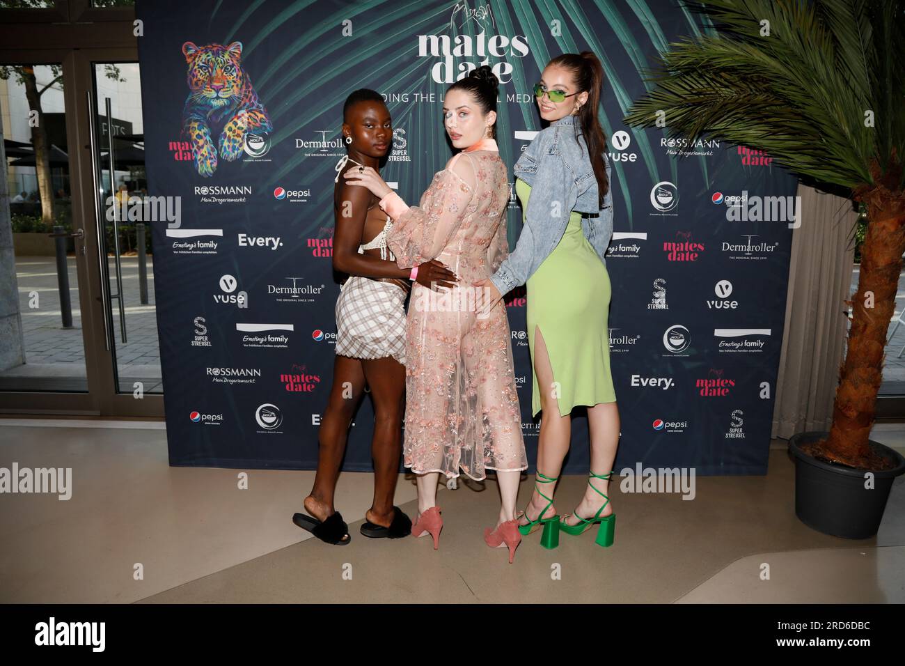 Noëlla Mbomba, Coco Clever, Luca Angelina Vanak beim Mates Date ...