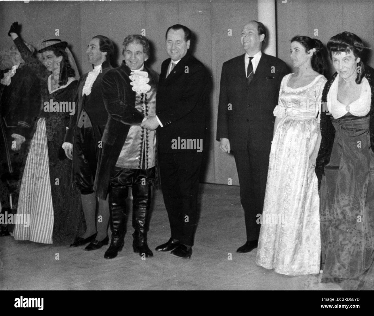1960s stage actors hi-res stock photography and images - Alamy