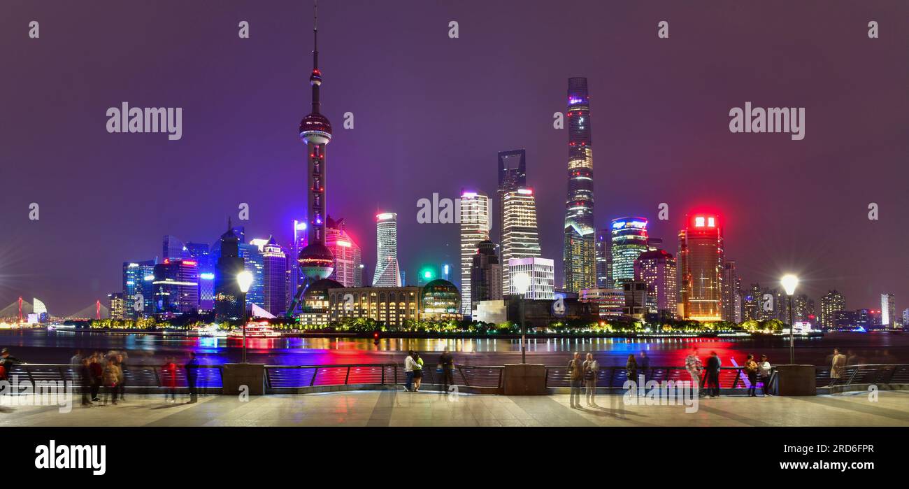 Night time china hi-res stock photography and images - Alamy