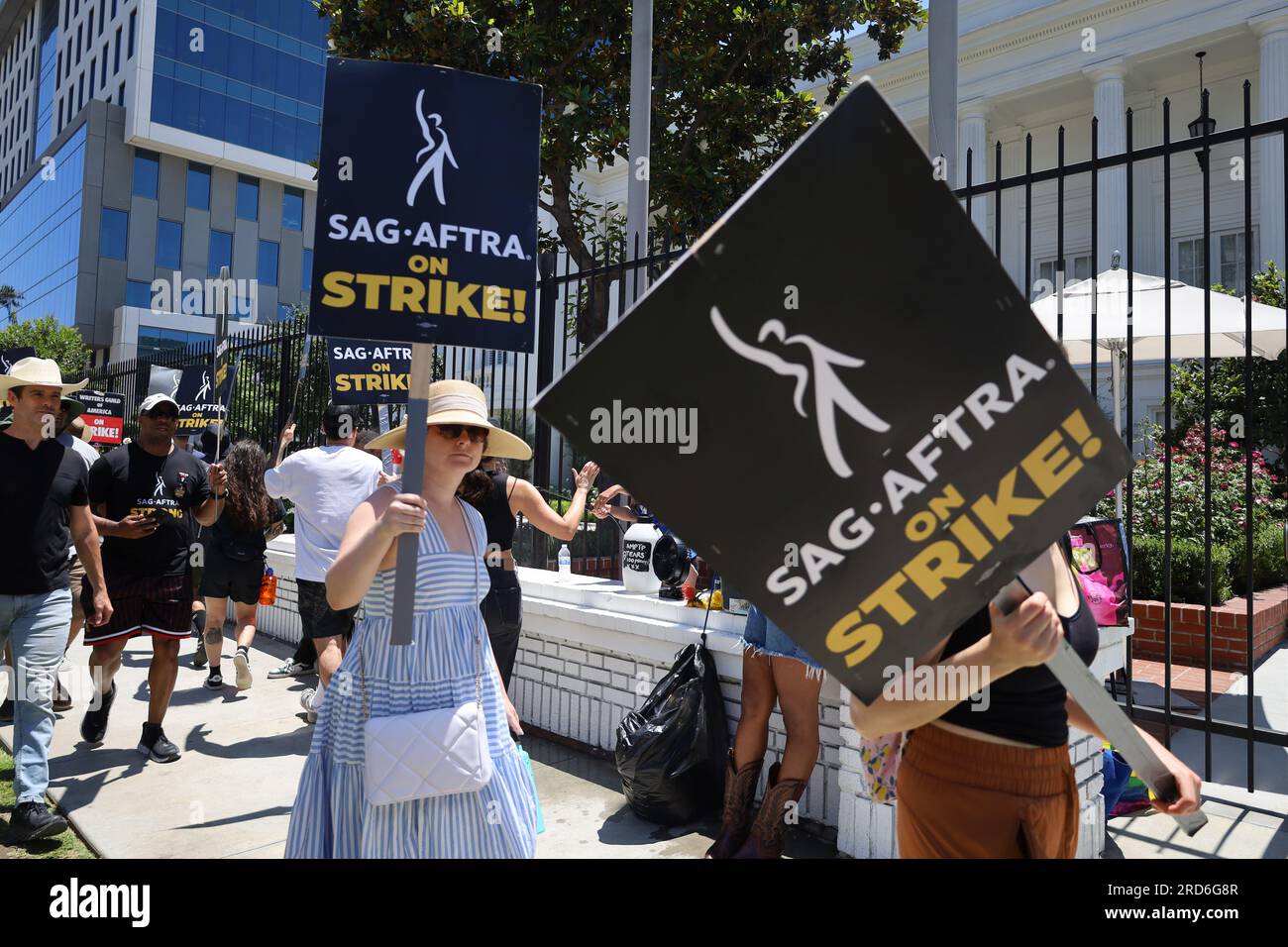 Hollywood, California, U.S.A. 18th July, 2023. People wave SAG AFTRA on ...