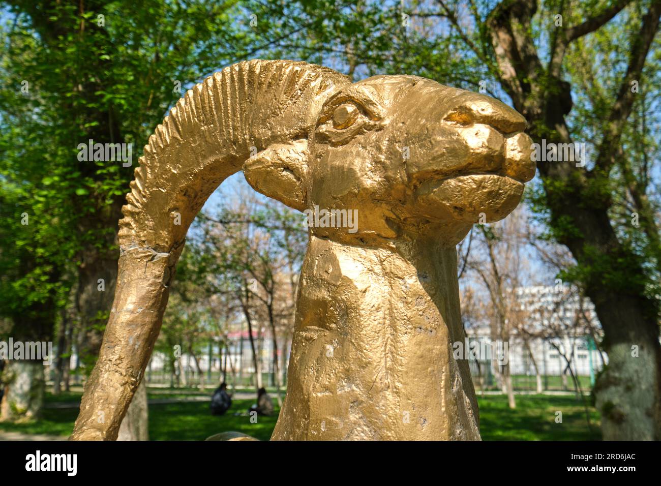 Big ram statue hi-res stock photography and images - Alamy