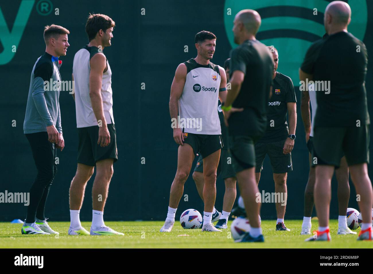 Entrenamiento pre partido hi-res stock photography and images - Alamy