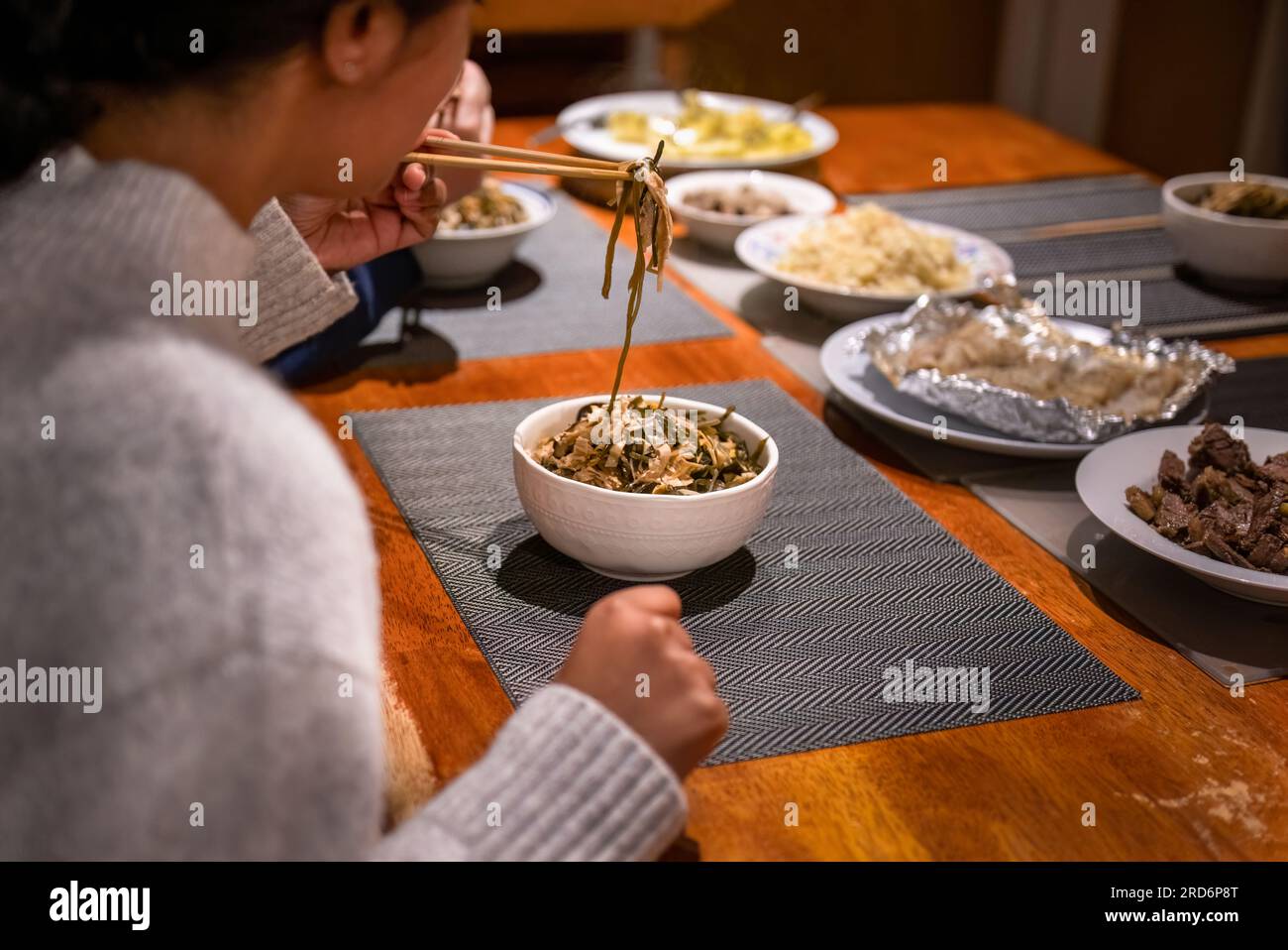Hand holding noodle bowl hi-res stock photography and images - Alamy