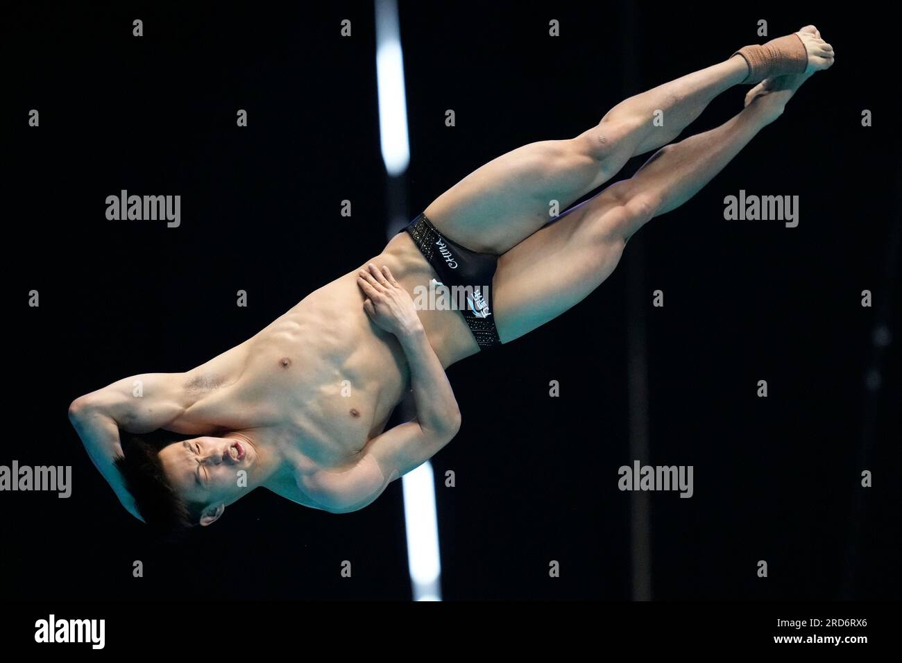 Long Daoyi of China competes in the Men's diving 3m Springboard ...