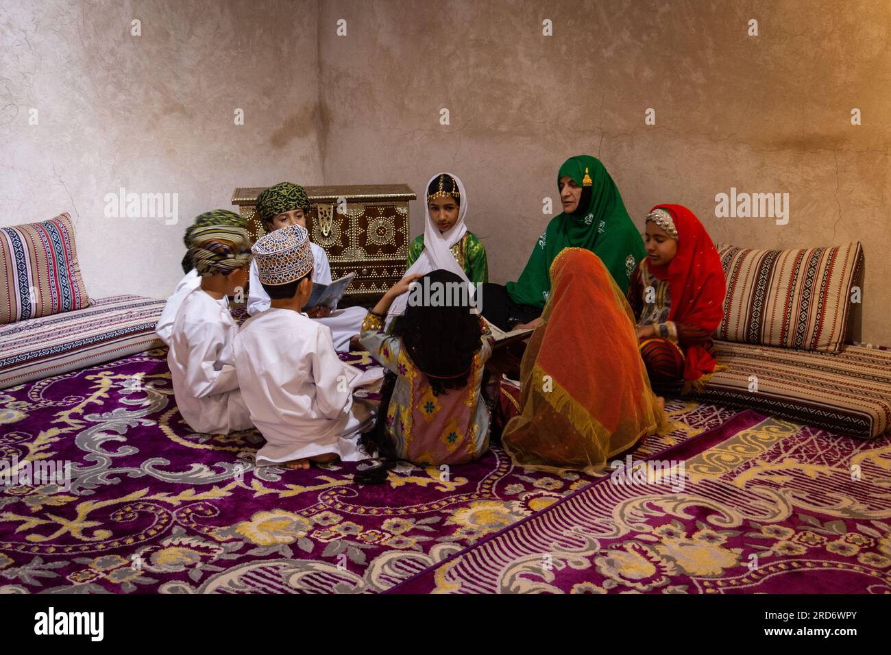Qur'an class children hi-res stock photography and images - Alamy