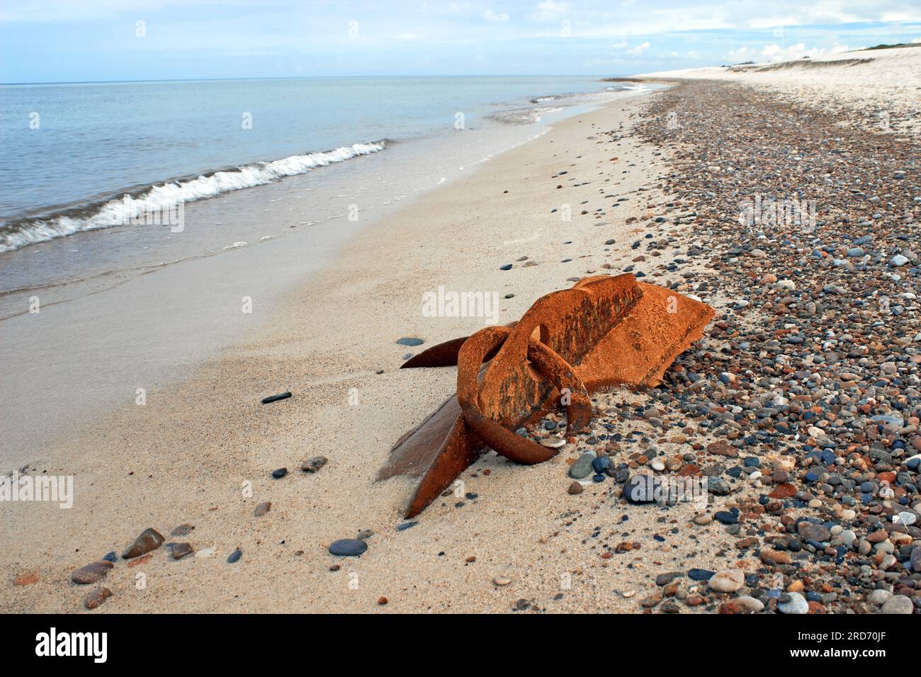 Torn ships hi-res stock photography and images - Alamy