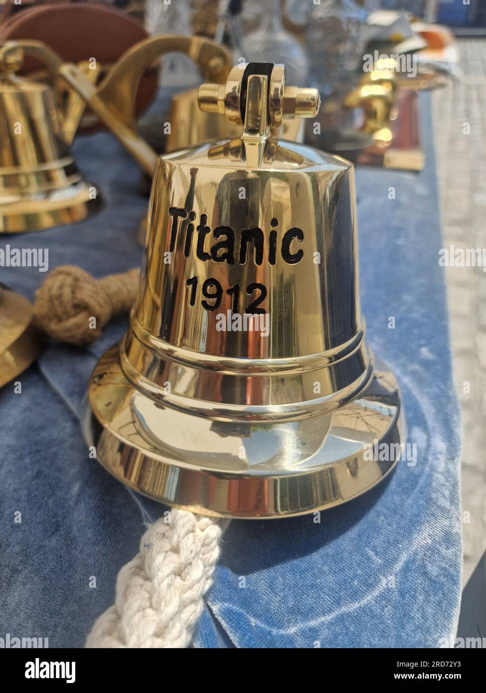Titanic 1912 bell close up detail Stock Photo - Alamy