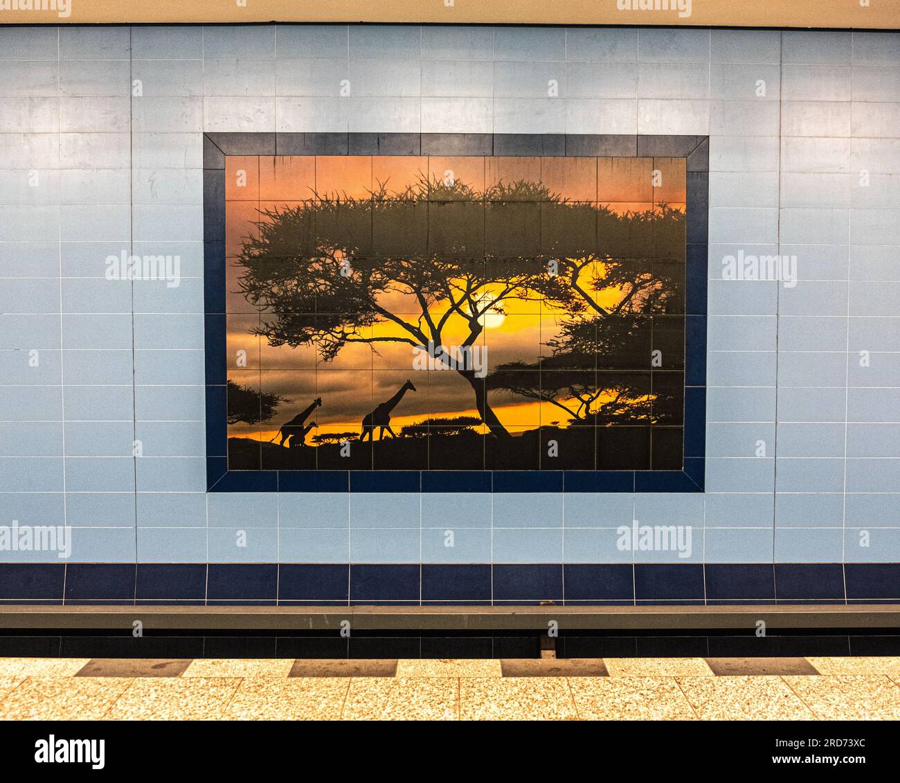 U Afrikanische Strasse U-Bahn Underground railway station interior in ...