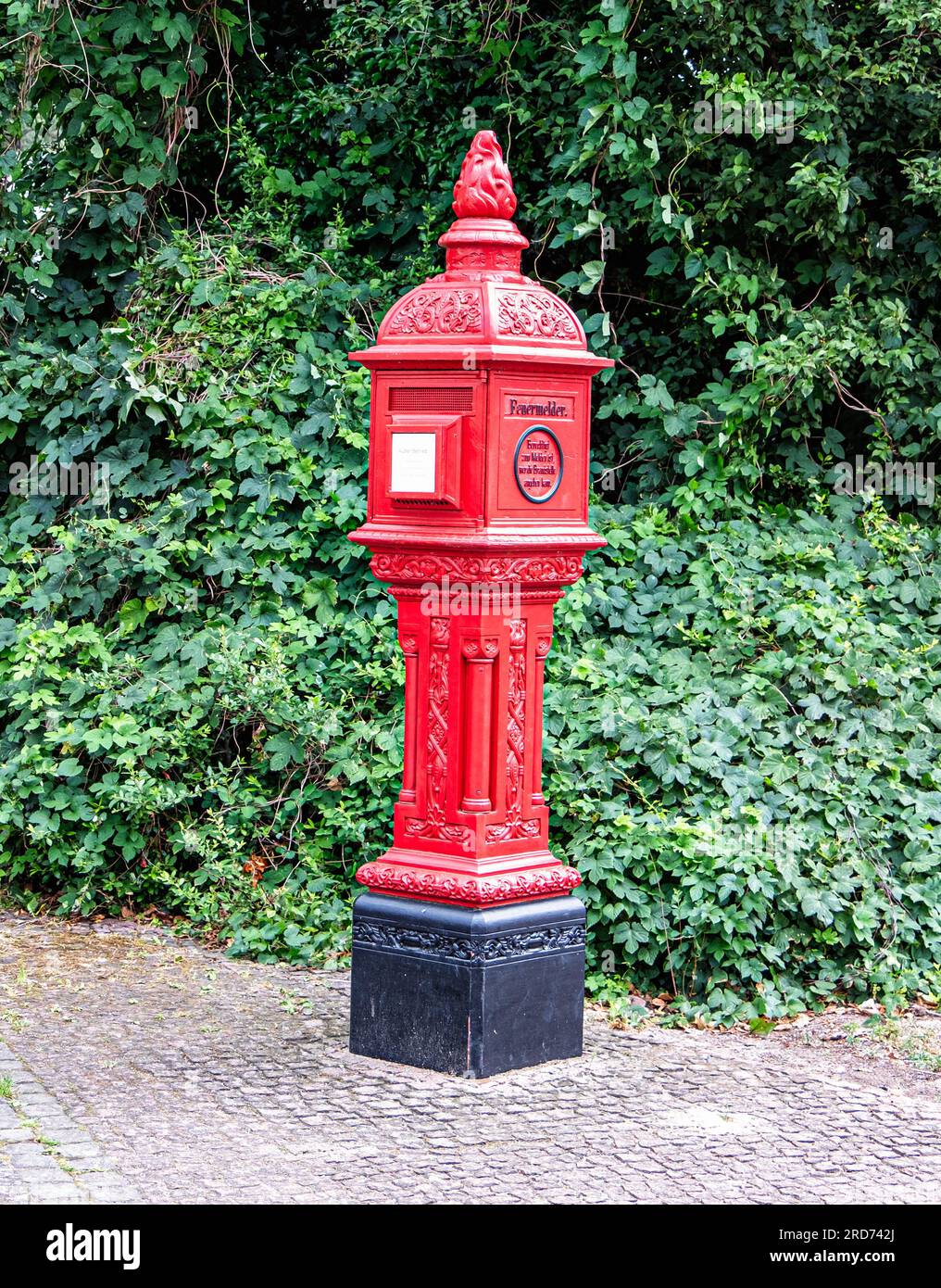 Hydrant box hi-res stock photography and images - Alamy
