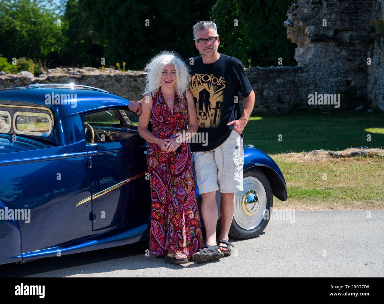 Custom art car creator Andy Saunders' 'Metropolis', based on a Peugeot ...